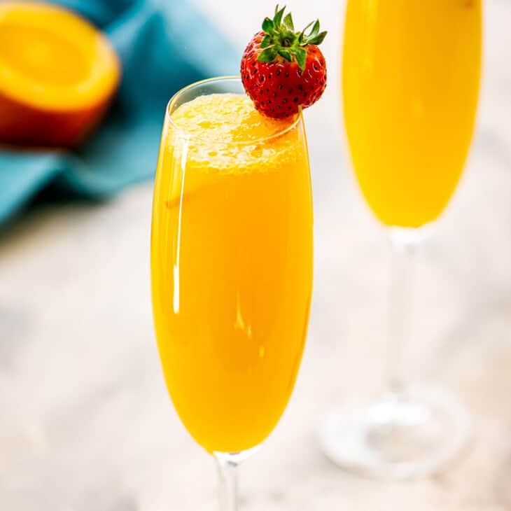 Mimosa 2 Ingredient Brunch Cocktail Julies Eats And Treats