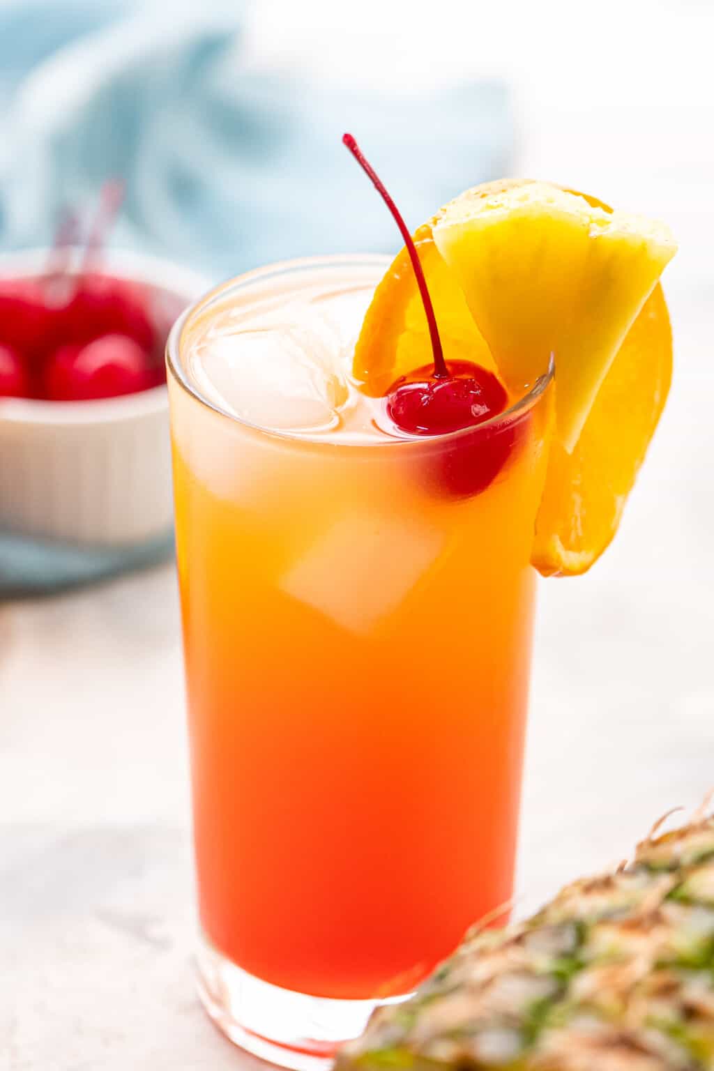 Malibu Sunset Easy Fruity Cocktail Julies Eats And Treats